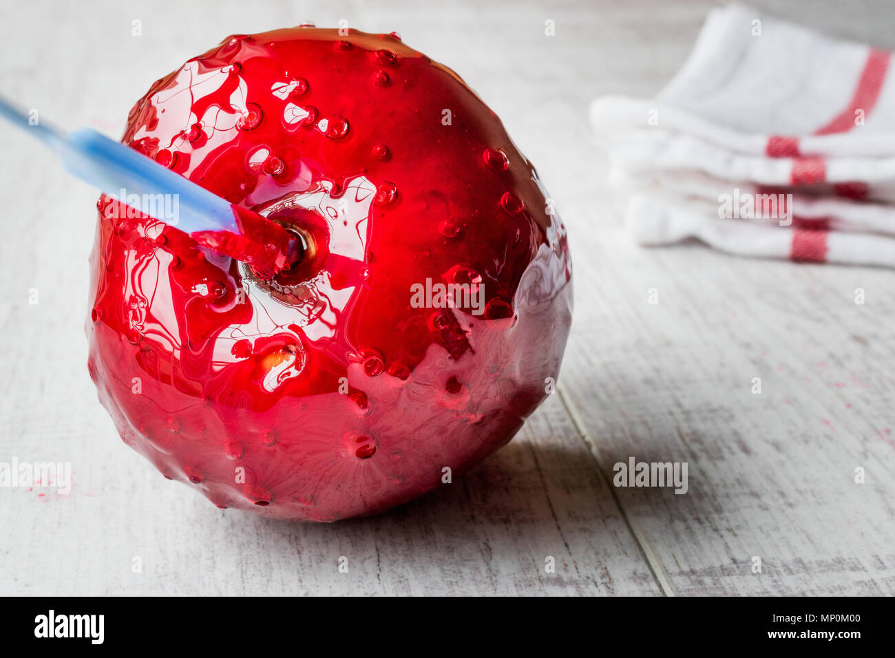 Apple fair food snack carnival hi-res stock photography and images - Alamy