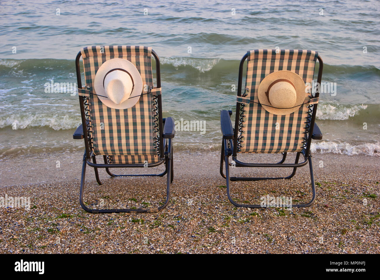 Rear view deck chairs hi-res stock photography and images - Alamy
