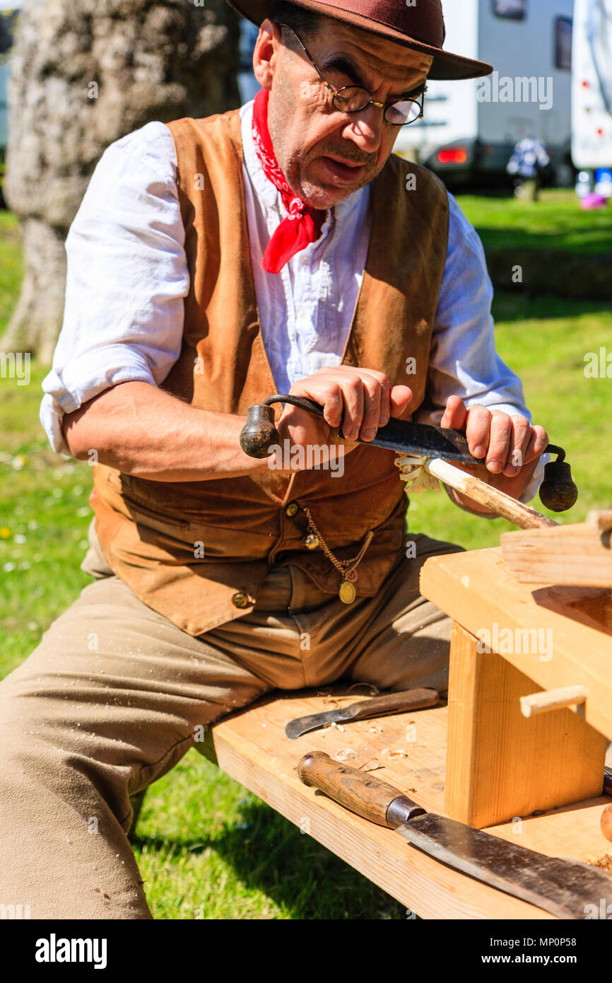 History carpenter carpentry hi-res stock photography and images - Alamy