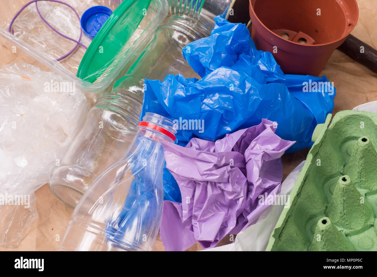 Rubbish waste recycling segregation metal hi-res stock photography and ...