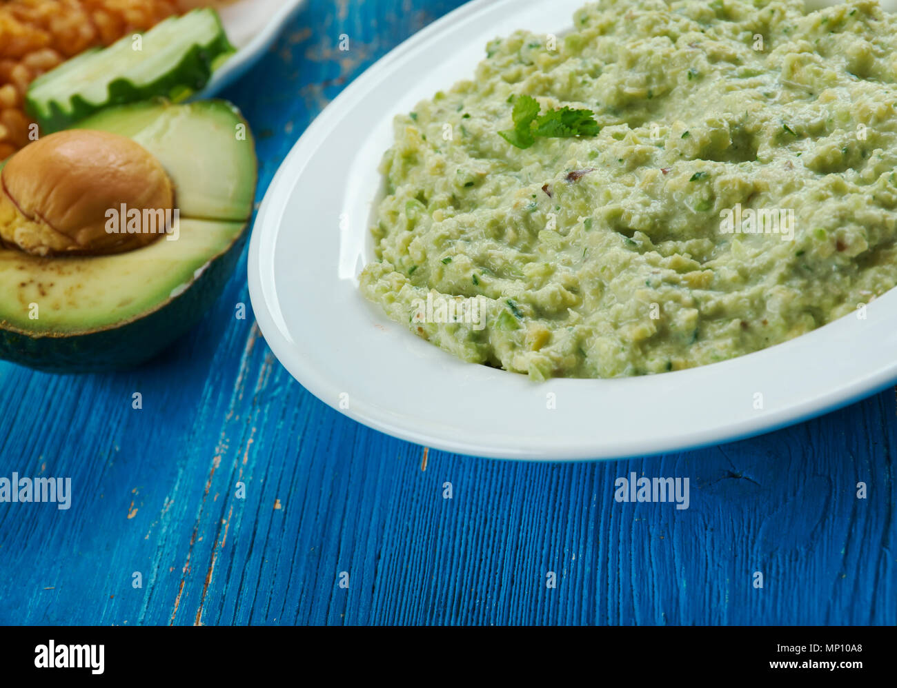 Mexican cuisine , Avocado Salsa Verde, Traditional assorted Aztecs ...