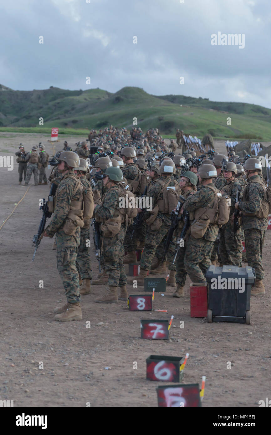 U.S. Marines with Golf Company, Marine Combat Training Battalion (MCT ...