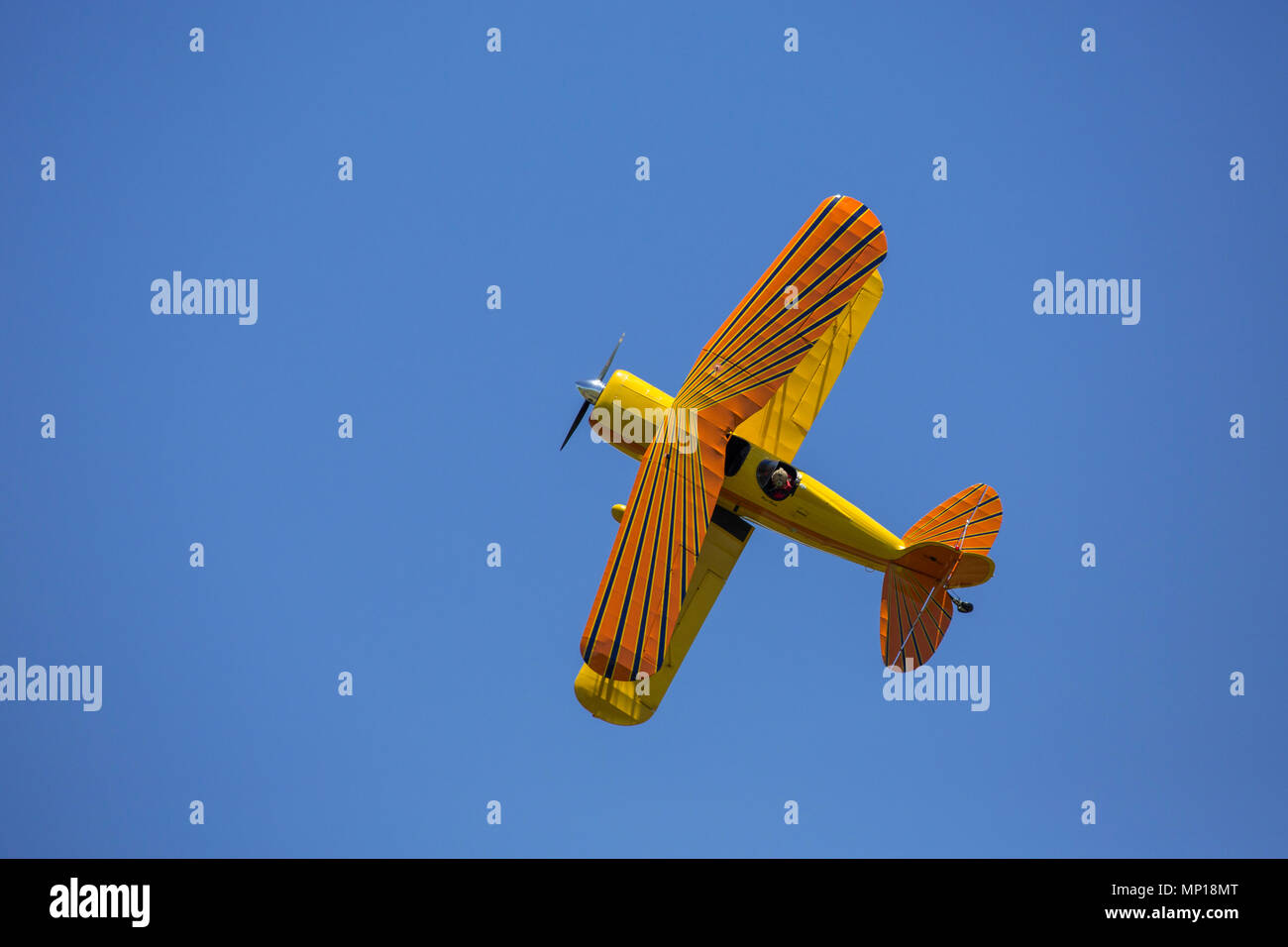 Great Lakes Biplane at the Central Texas Airshow Stock Photo - Alamy