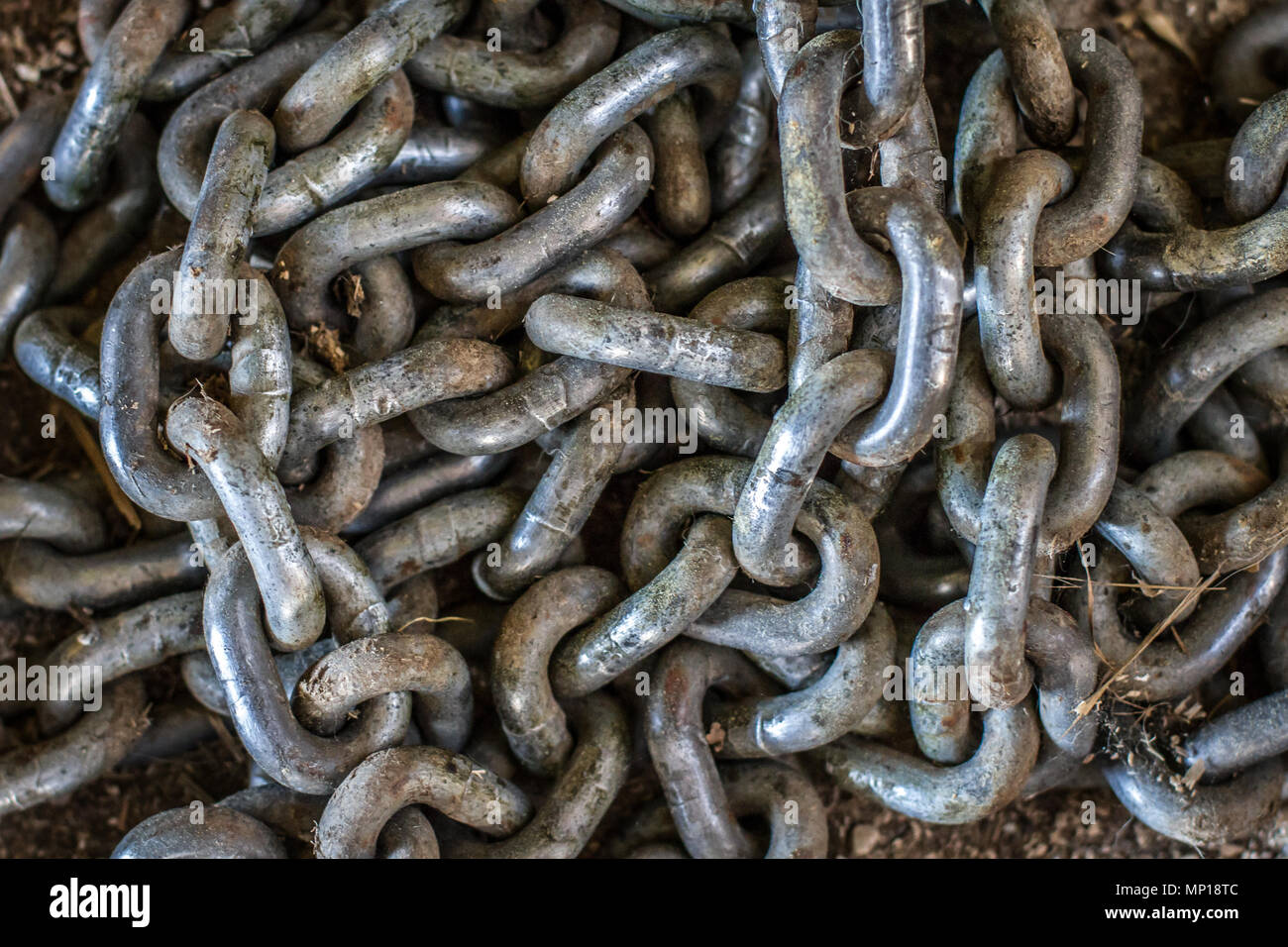Heavy iron chains hi-res stock photography and images - Alamy