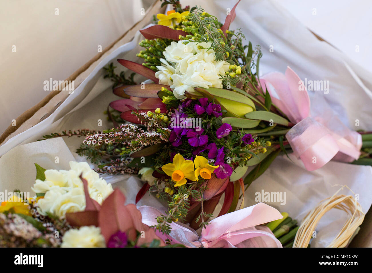 decorations for wedding ceremonies table flowers decorations location ...