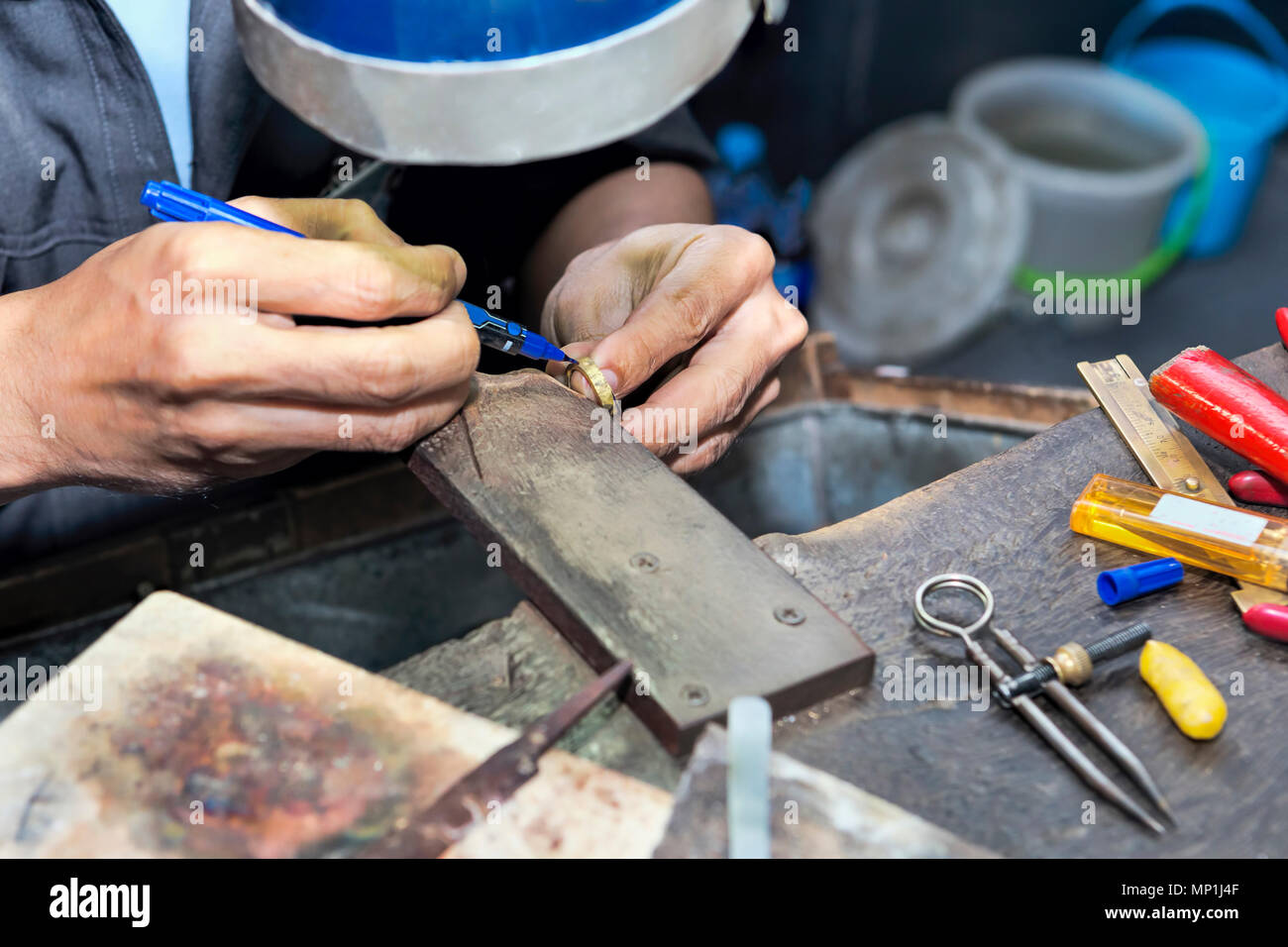 Amalgam gold process hi-res stock photography and images - Alamy