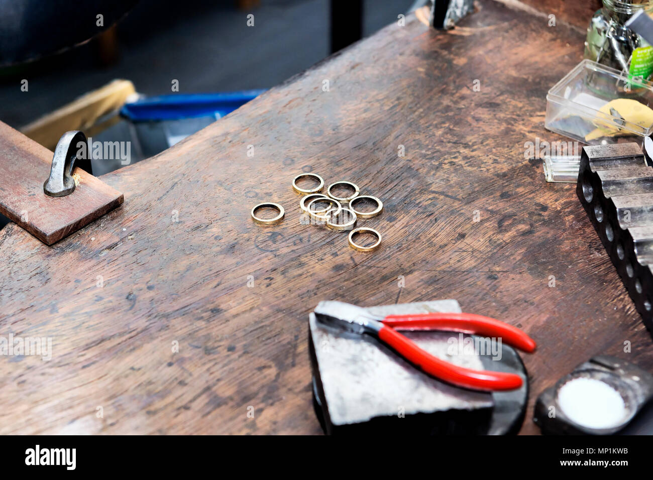 Amalgam Gold Process High Resolution Stock Photography and Images - Alamy