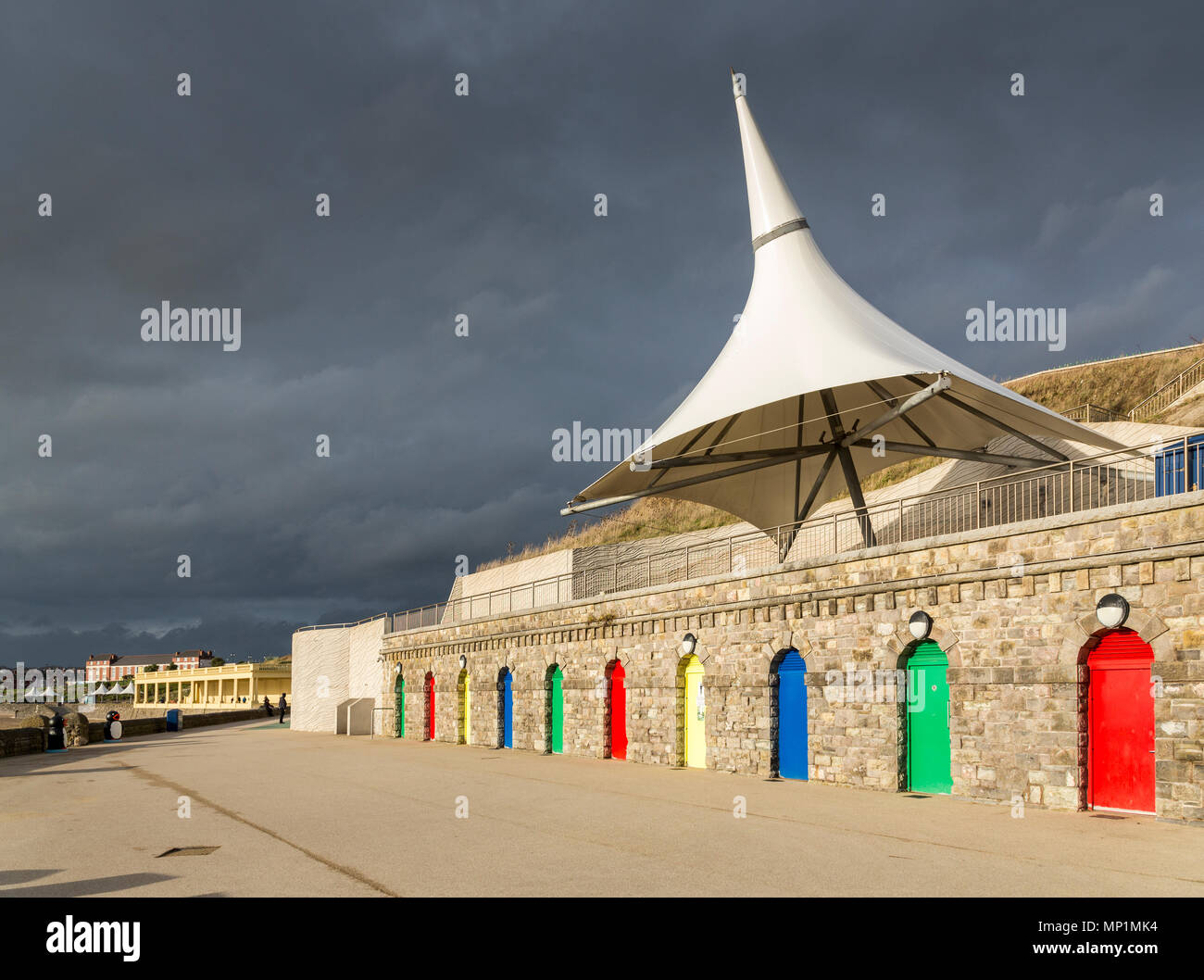 Welsh doors hi-res stock photography and images - Alamy