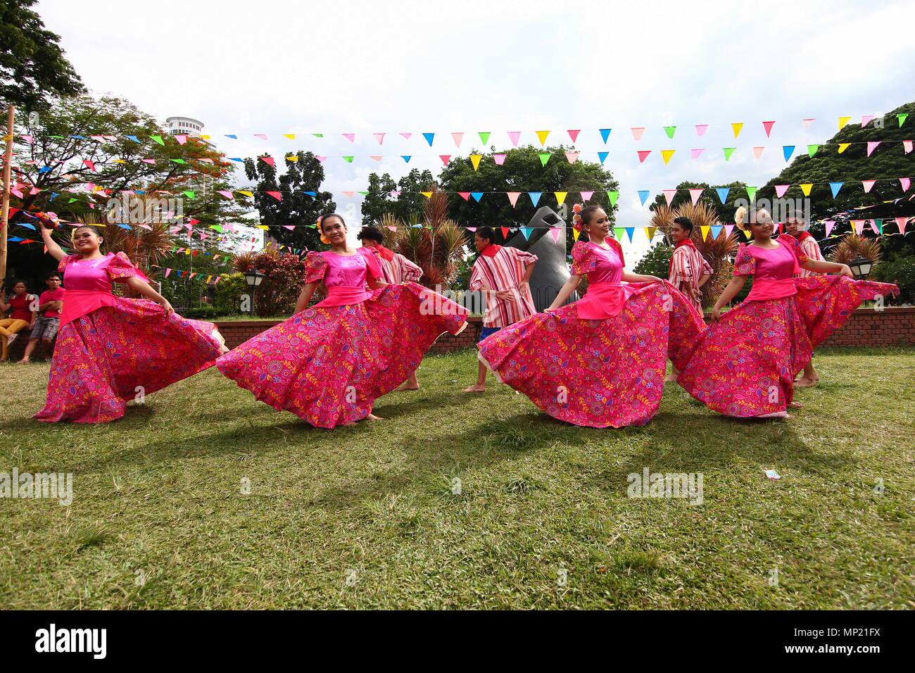 Sunday filipino fiesta hi-res stock photography and images - Alamy
