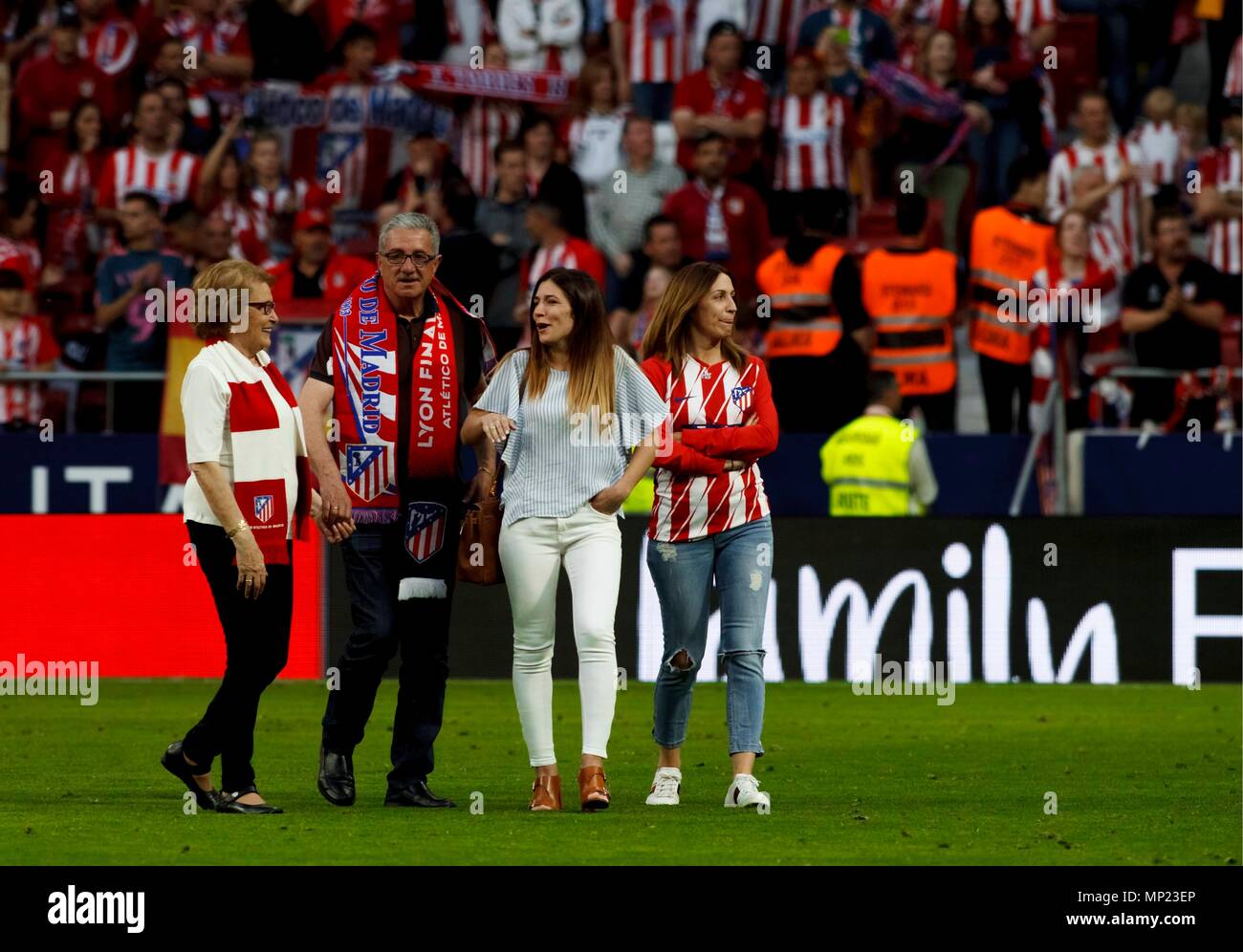 Fernando Torres family during the Fernando Torres' farewell, at Wanda ...