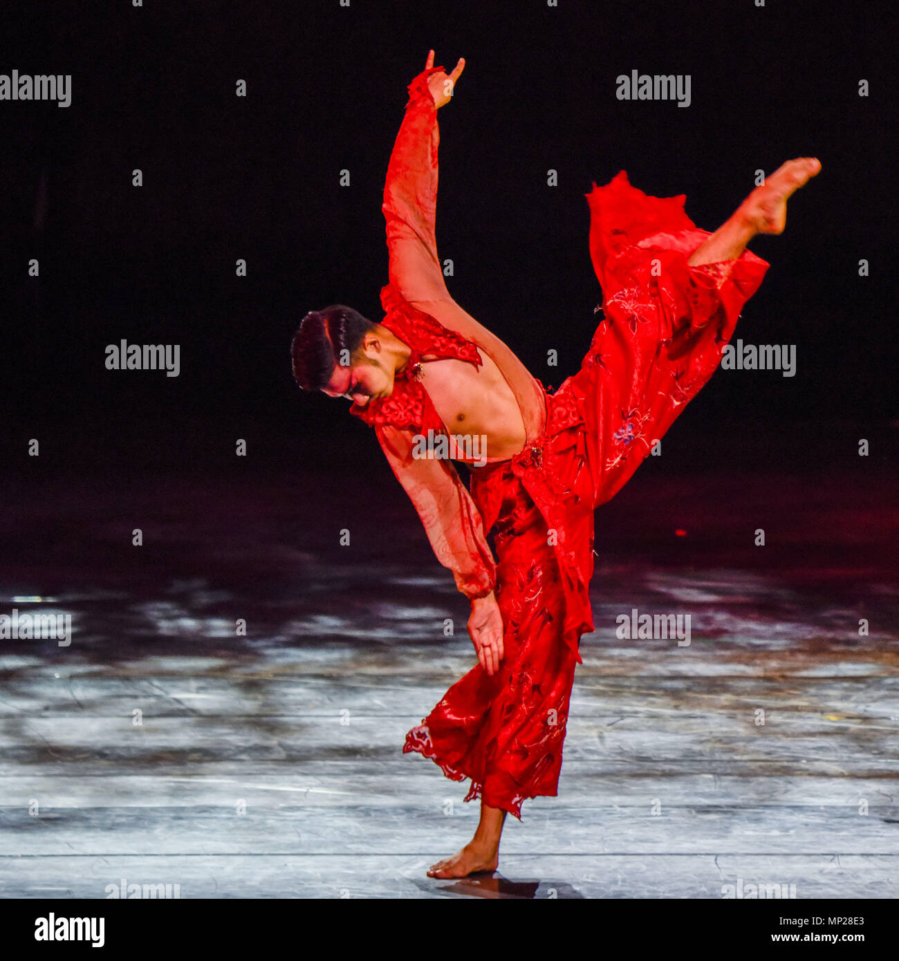 Dance with daggers hi-res stock photography and images - Alamy