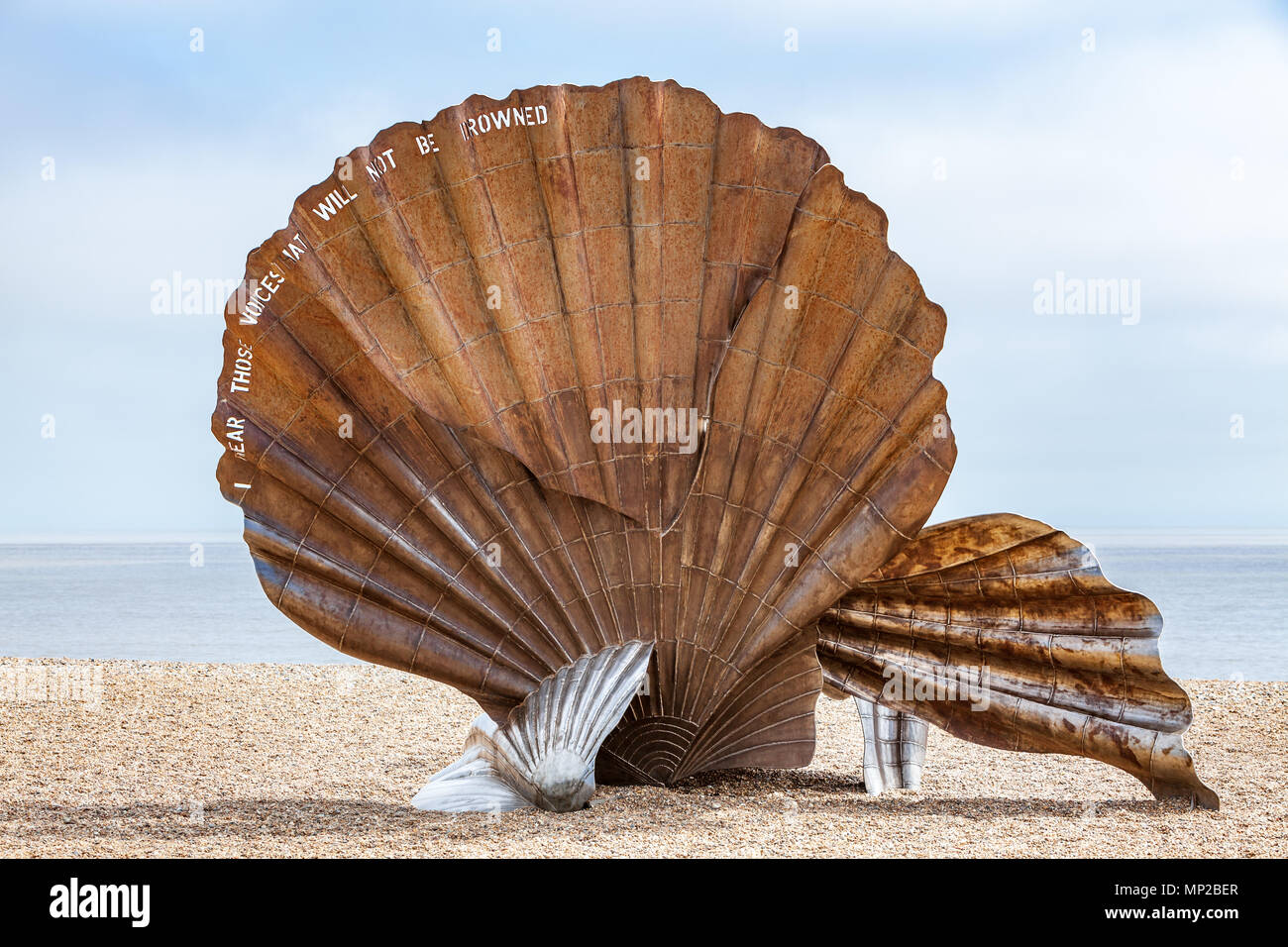 Maggie hambling shell hi-res stock photography and images - Alamy