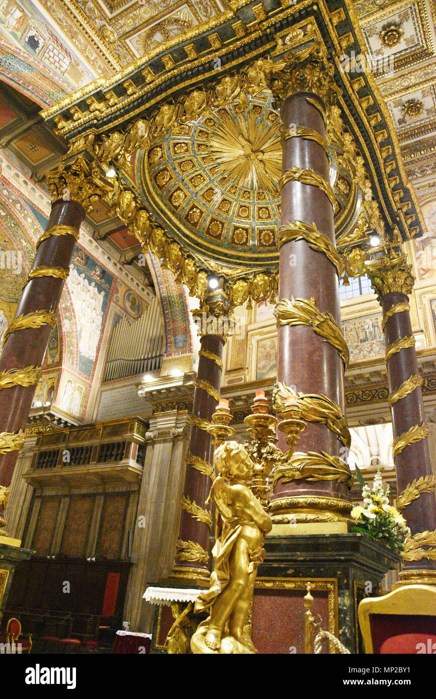 HIgh Altar of the Basilica of Santa Maria Maggiore (Papal Basilica of ...