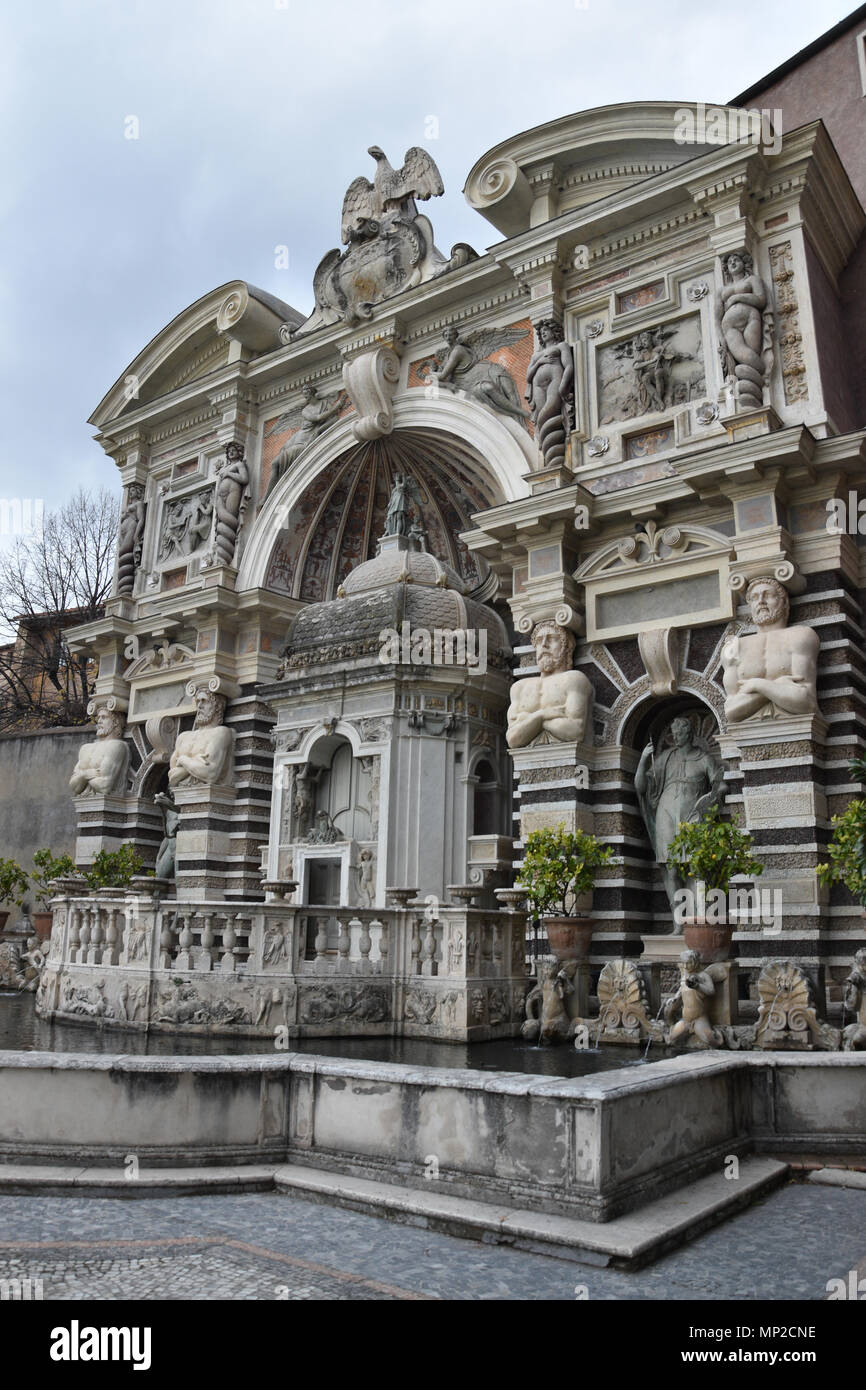 The Fountain of the Organ features a hydraulic organ designed in 1571 ...