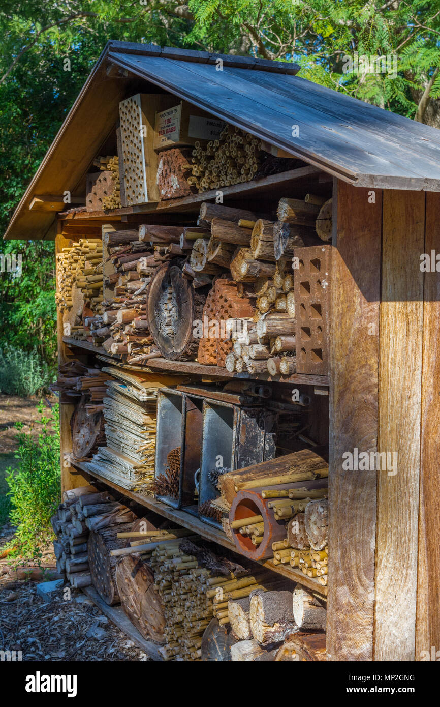 Insect hotel hi-res stock photography and images - Alamy
