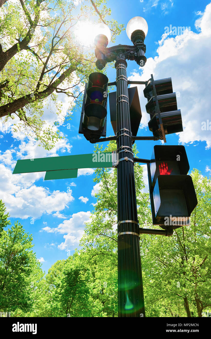Intersection of washington and state street hi-res stock photography ...