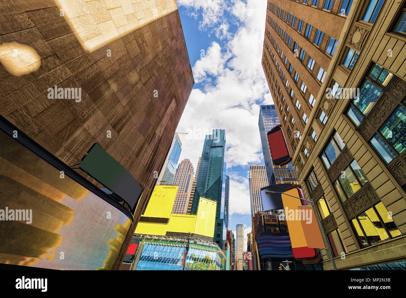 Intersection of 7th Avenue and West 44th Street in Midtown Manhattan ...