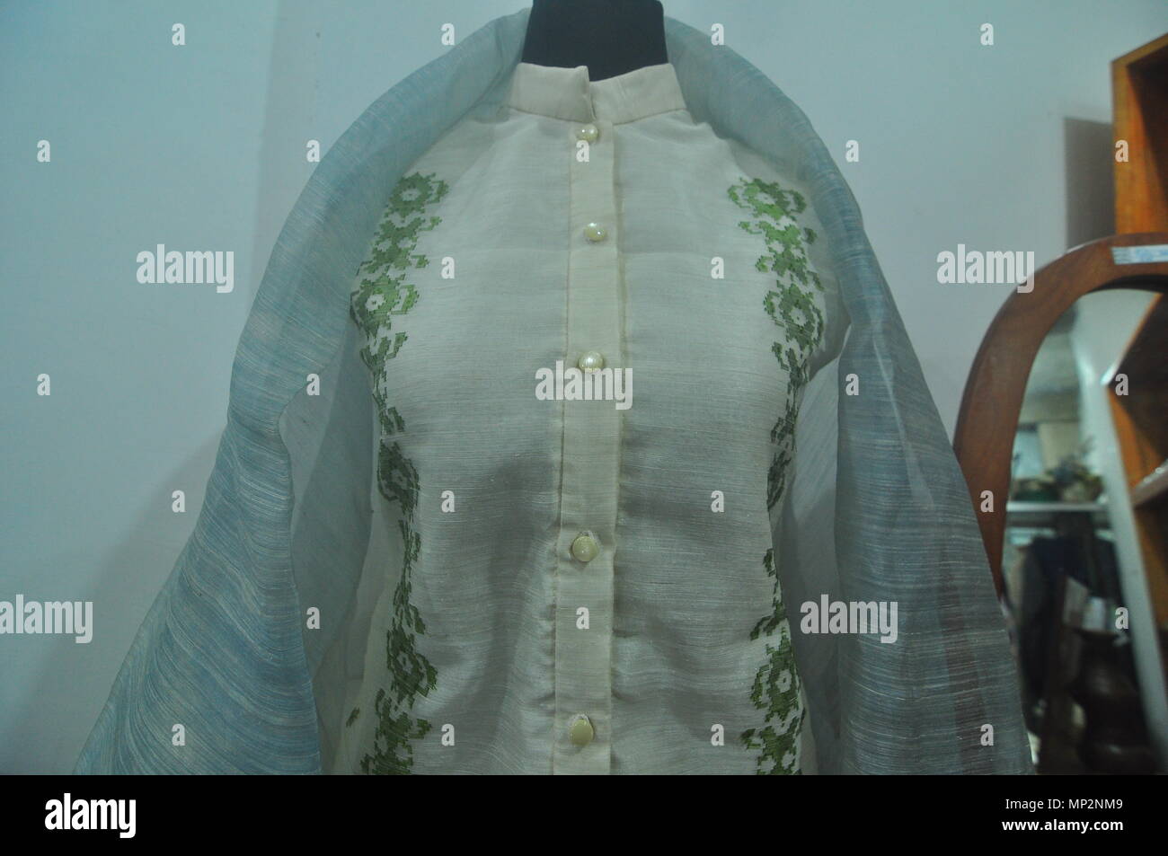 Piña weaving hi-res stock photography and images - Alamy