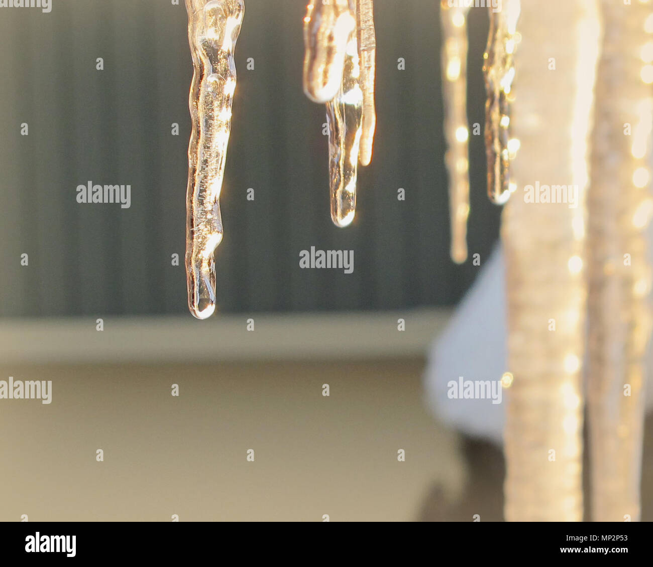 Ice hanging from edge hi-res stock photography and images - Alamy
