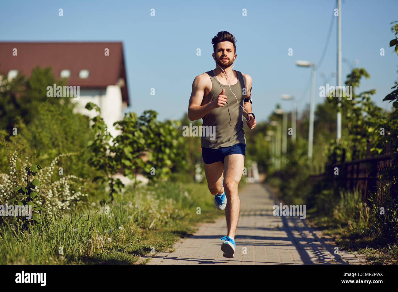 Runner hi-res stock photography and images - Alamy