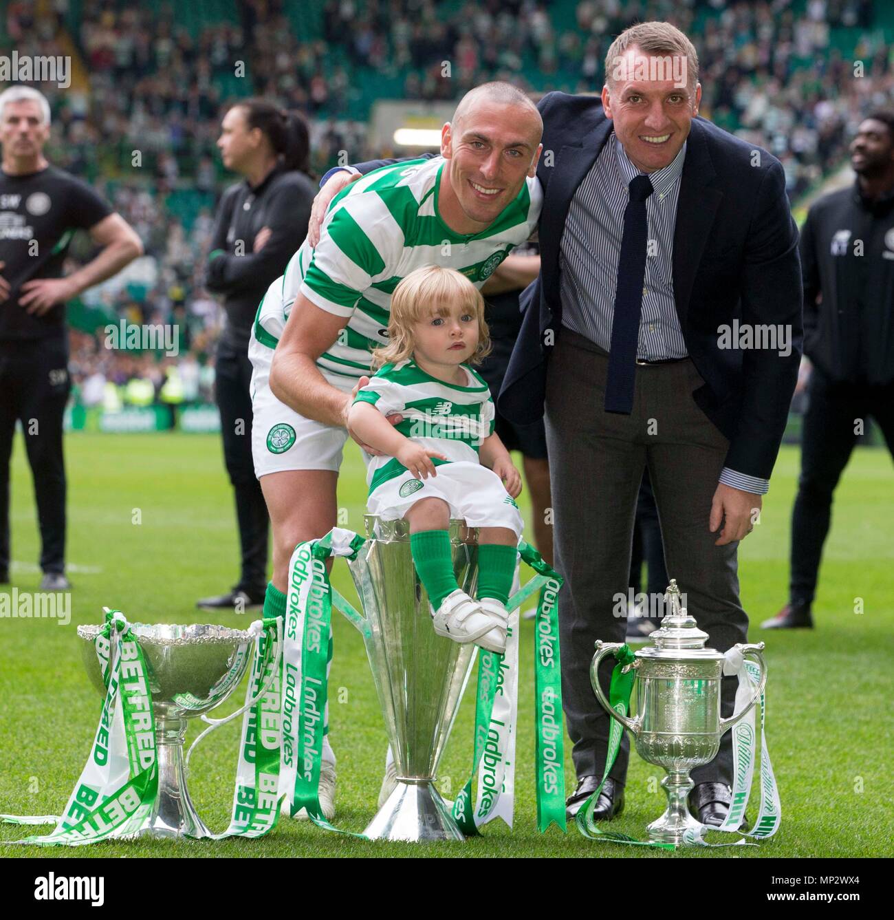 Celticâ€™s Scott Brtown with manager Brendan Rodgers and his daughter ...