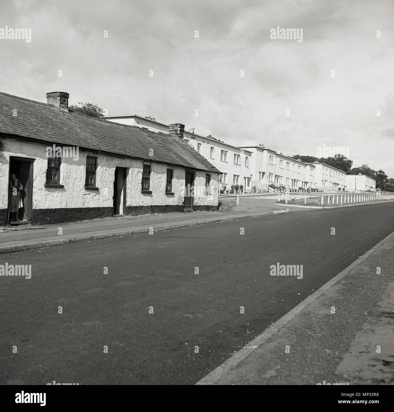 Housing Ireland 1950s High Resolution Stock Photography and Images - Alamy