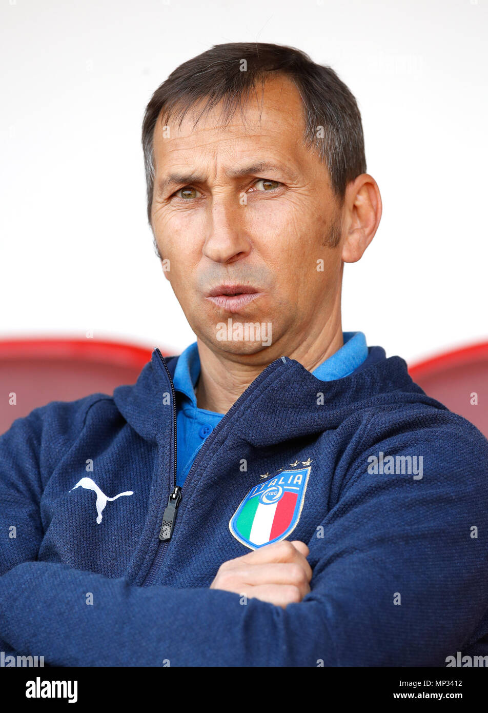 Italy coach carmine nunziata hi-res stock photography and images - Alamy