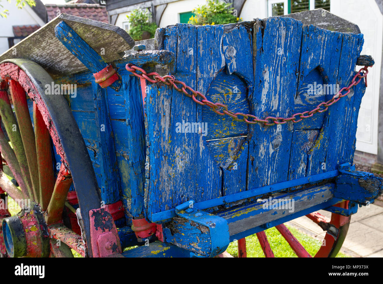 Rotten cart hi-res stock photography and images - Alamy