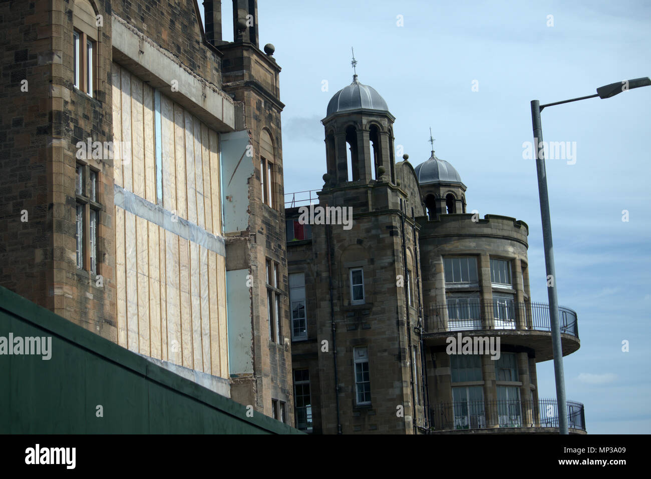Bow fronted windows hi-res stock photography and images - Alamy