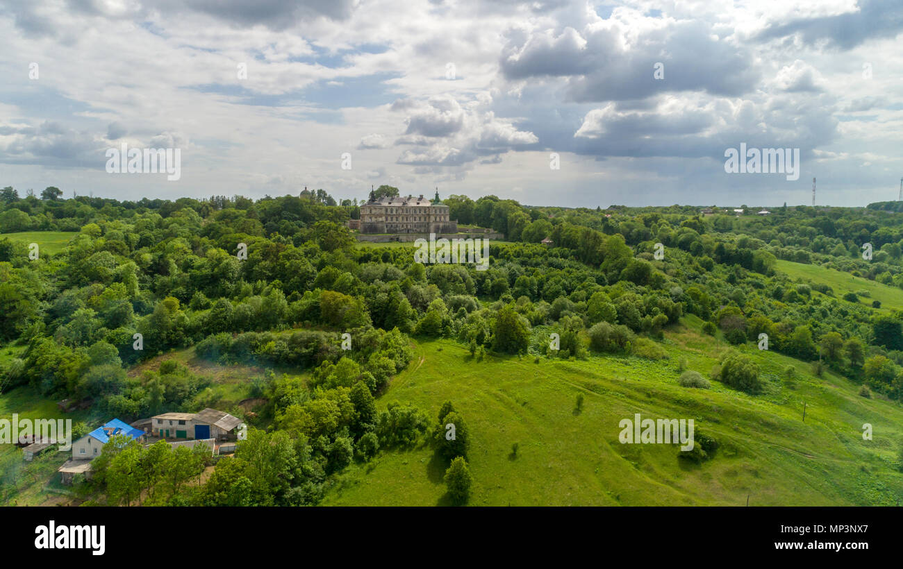 Old castle bird view hi-res stock photography and images - Alamy