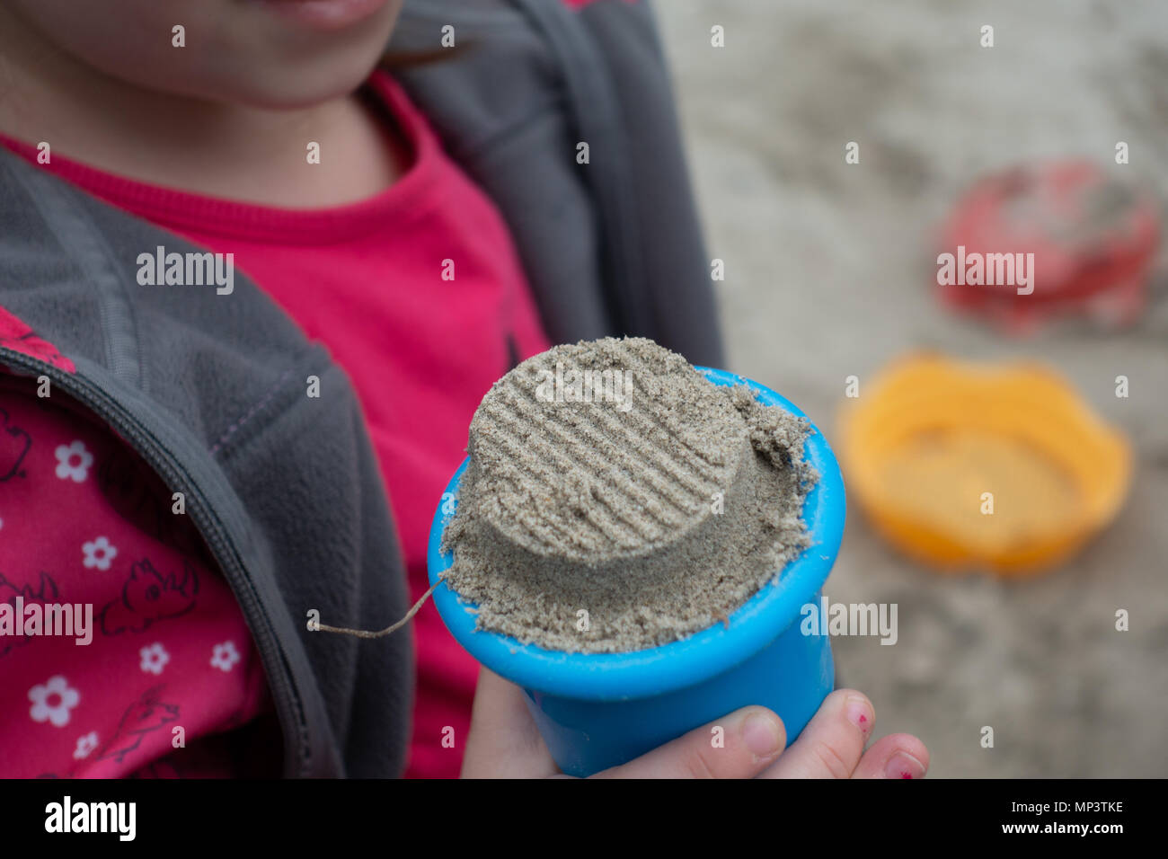 Sandbox mold hi-res stock photography and images - Alamy