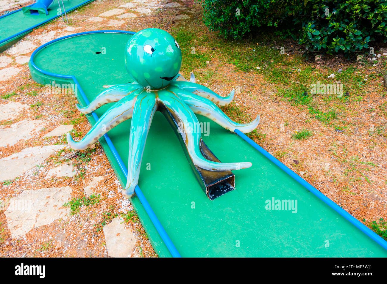 Mini Golf Obstacle Ideas