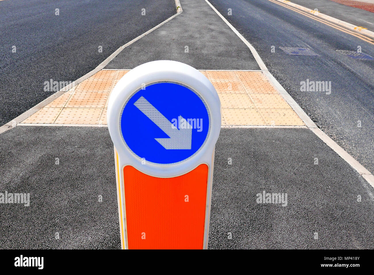 Traffic sign keep right hi-res stock photography and images - Alamy