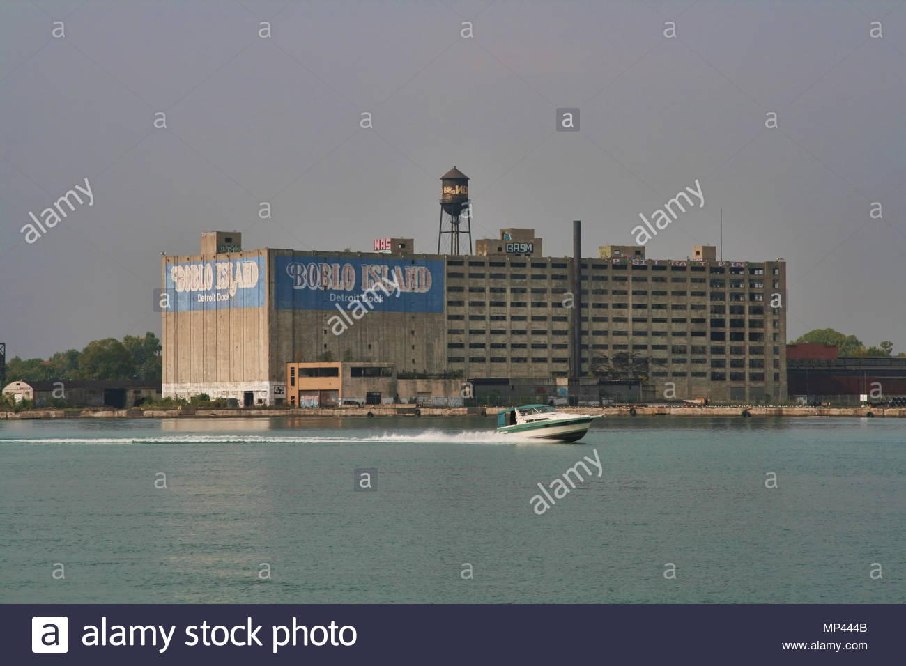 Cement Boat Docks High Resolution Stock Photography and Images - Alamy