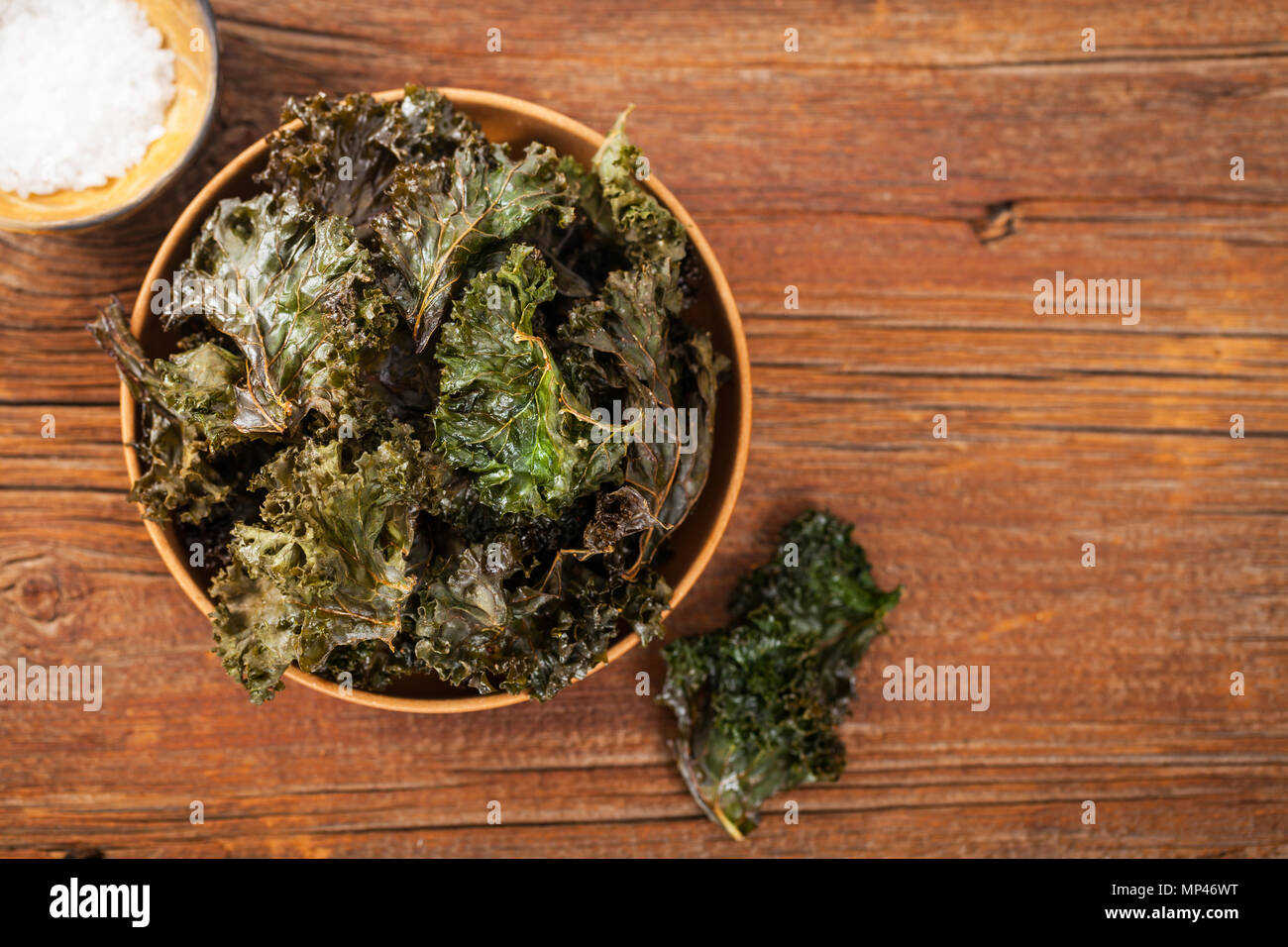 Baked Crispy Kale Chips Stock Photo - Alamy