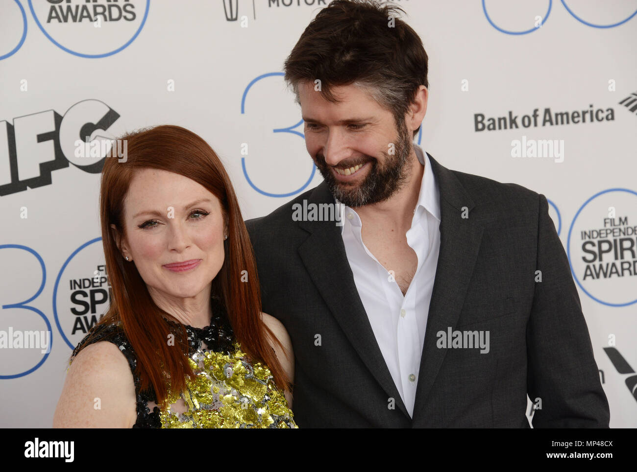 Julianne Moore, Bart Freundlich 138 at the 2015 Film Independent Spirit ...