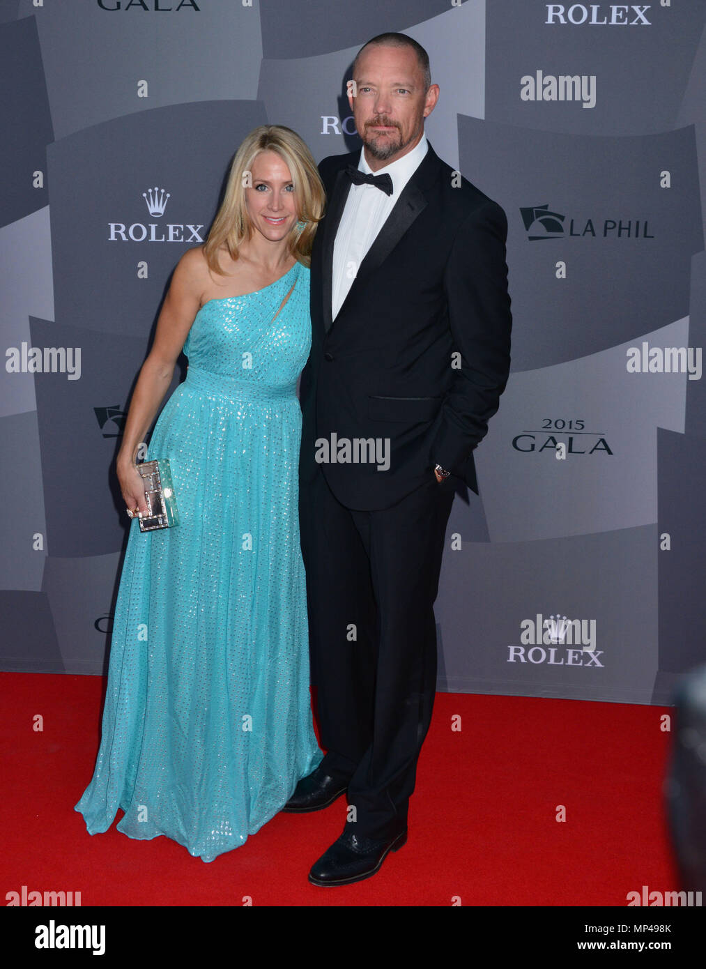 Matthew lillard and wife 064 red carpet event hi-res stock photography ...
