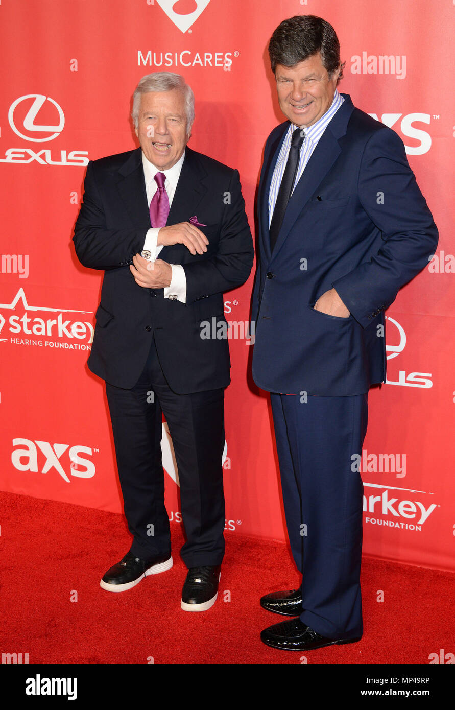 Robert Kraft High Resolution Stock Photography and Images - Alamy