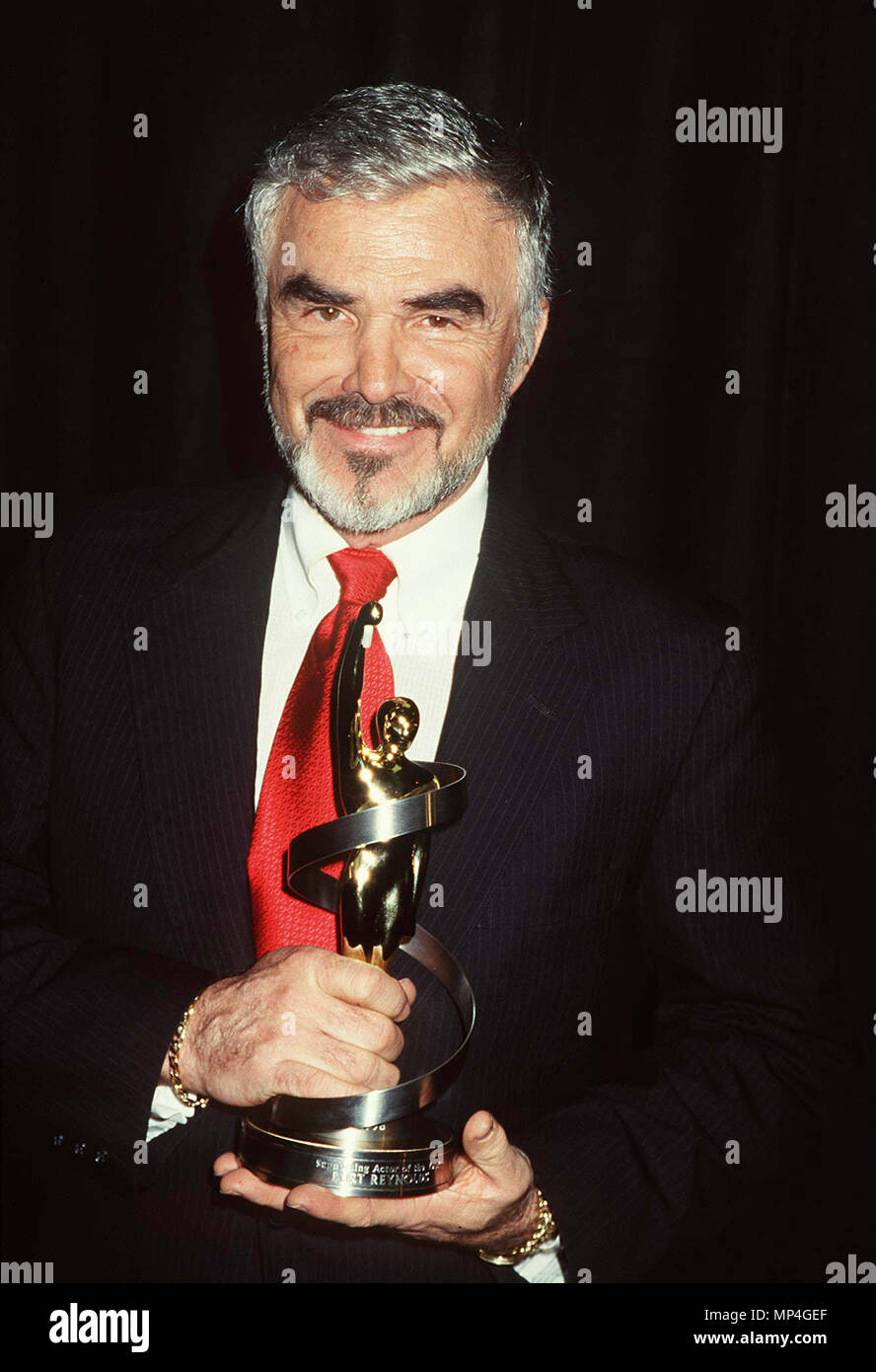 ReynoldBurt Event in Hollywood Life - California, Red Carpet Event, USA ...