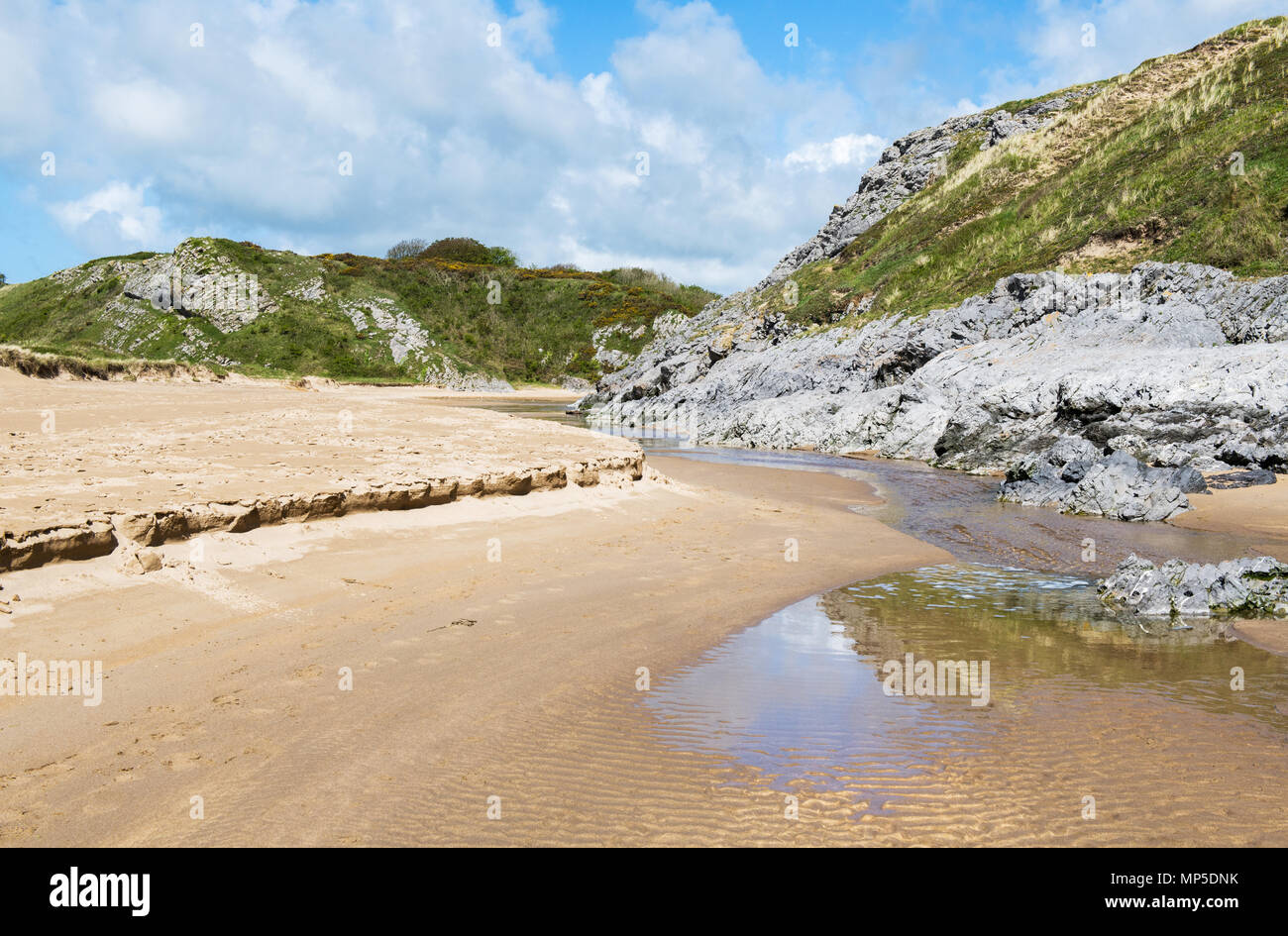 Broad Haven South beach on the south Pembrokeshire Coast, West Wales ...