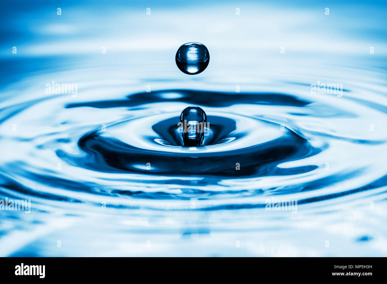 Water splashes background Stock Photo - Alamy