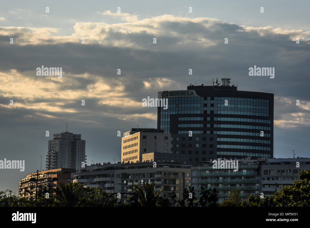 Sunset harbour drive hi-res stock photography and images - Alamy