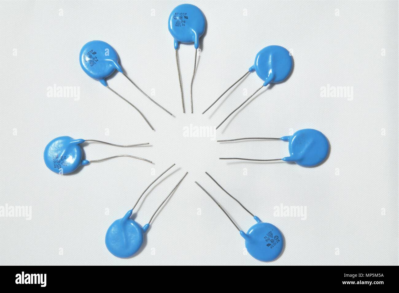 Passive components hi-res stock photography and images - Alamy