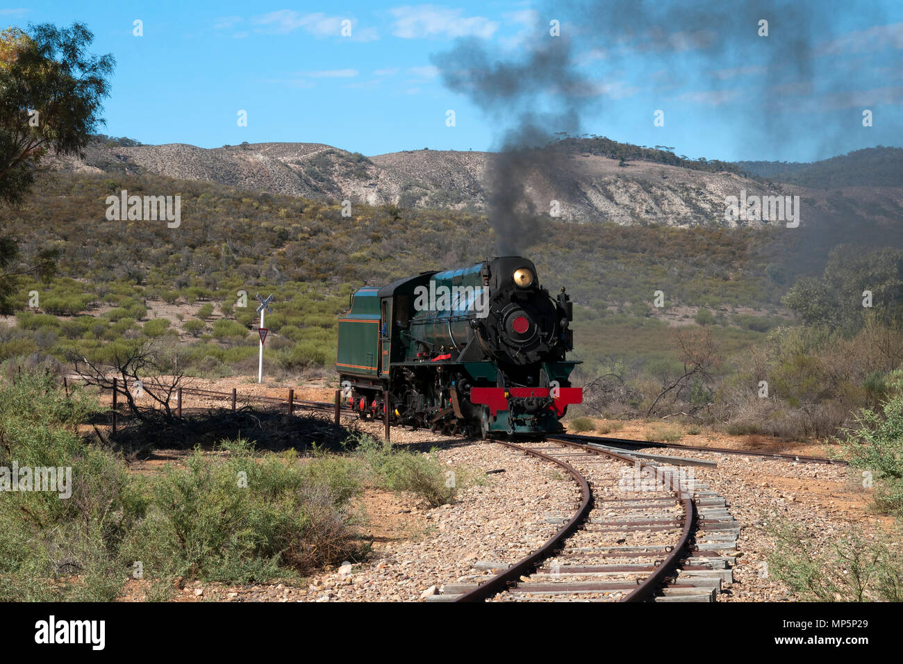 Front steam engine locomotive light hi-res stock photography and images ...
