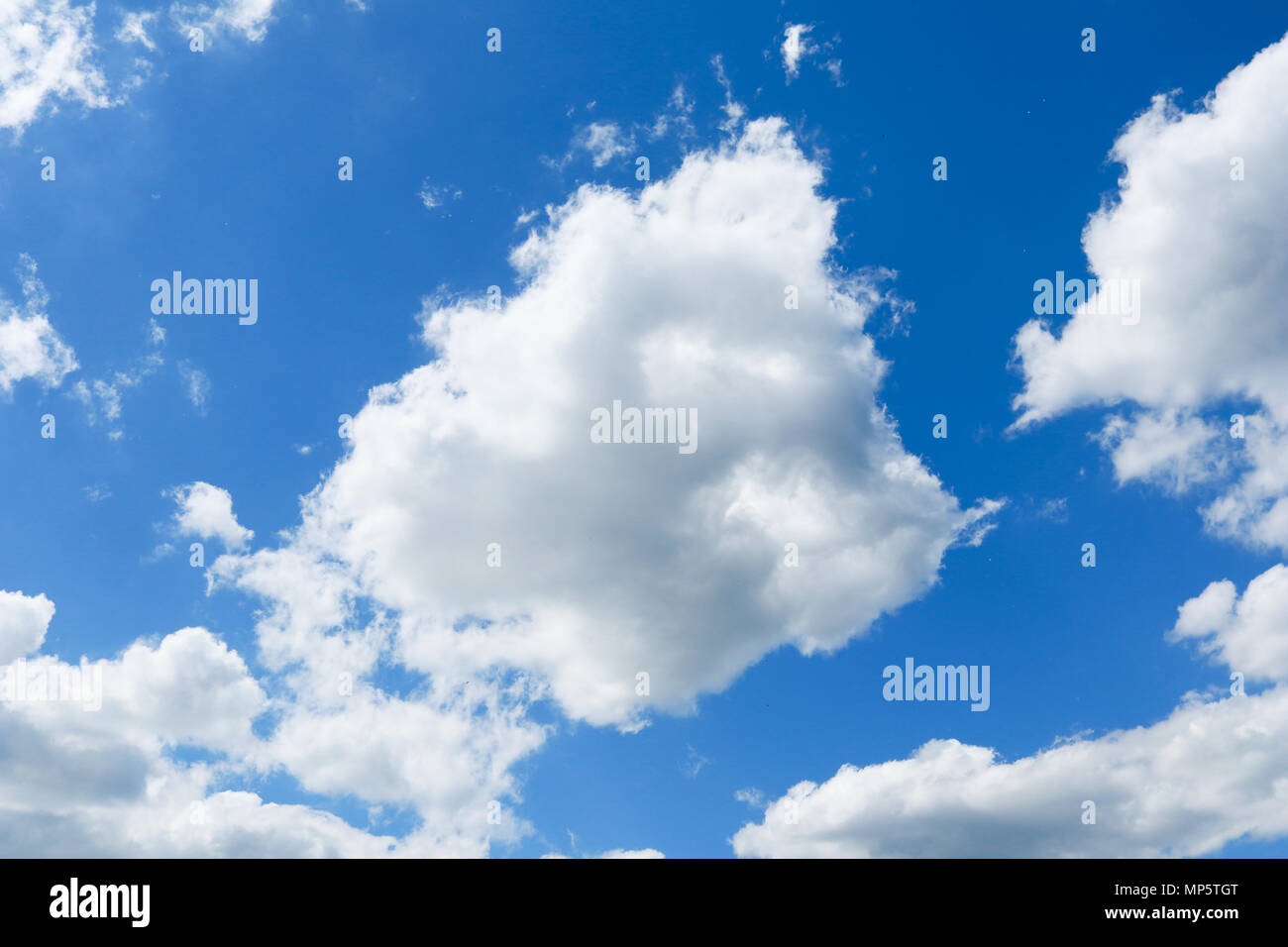 Background cloud sky overcast hi-res stock photography and images - Alamy