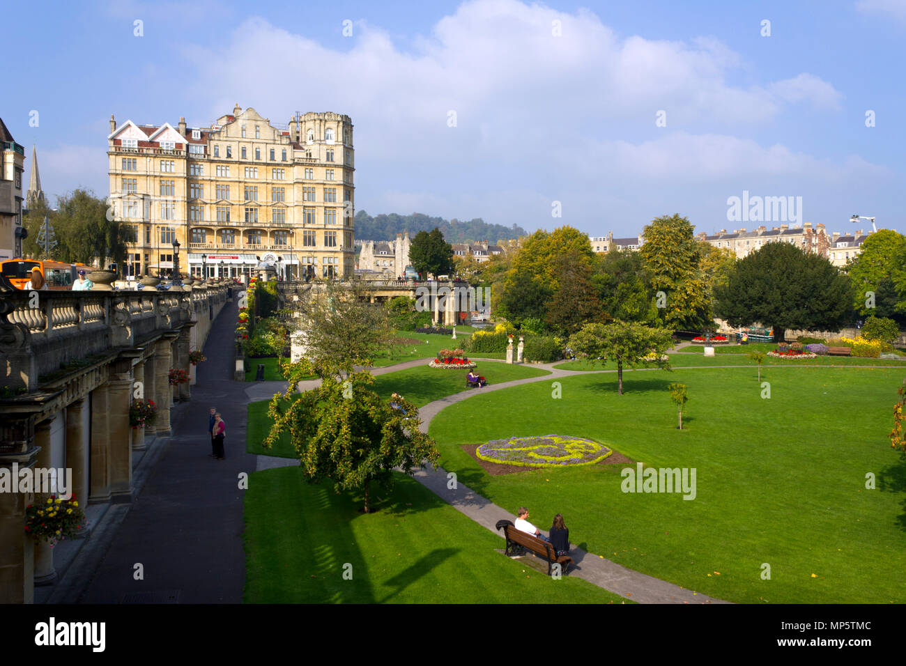 Bath, UK - 10th October 2010: Visitors sightseeing in Autumn sunshine ...