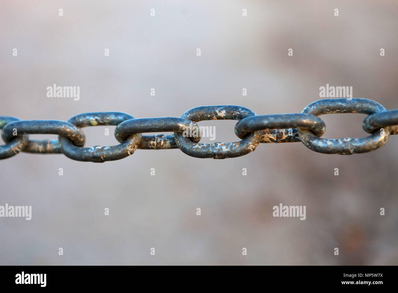 Heavy thick strong metal chain hi-res stock photography and images - Alamy