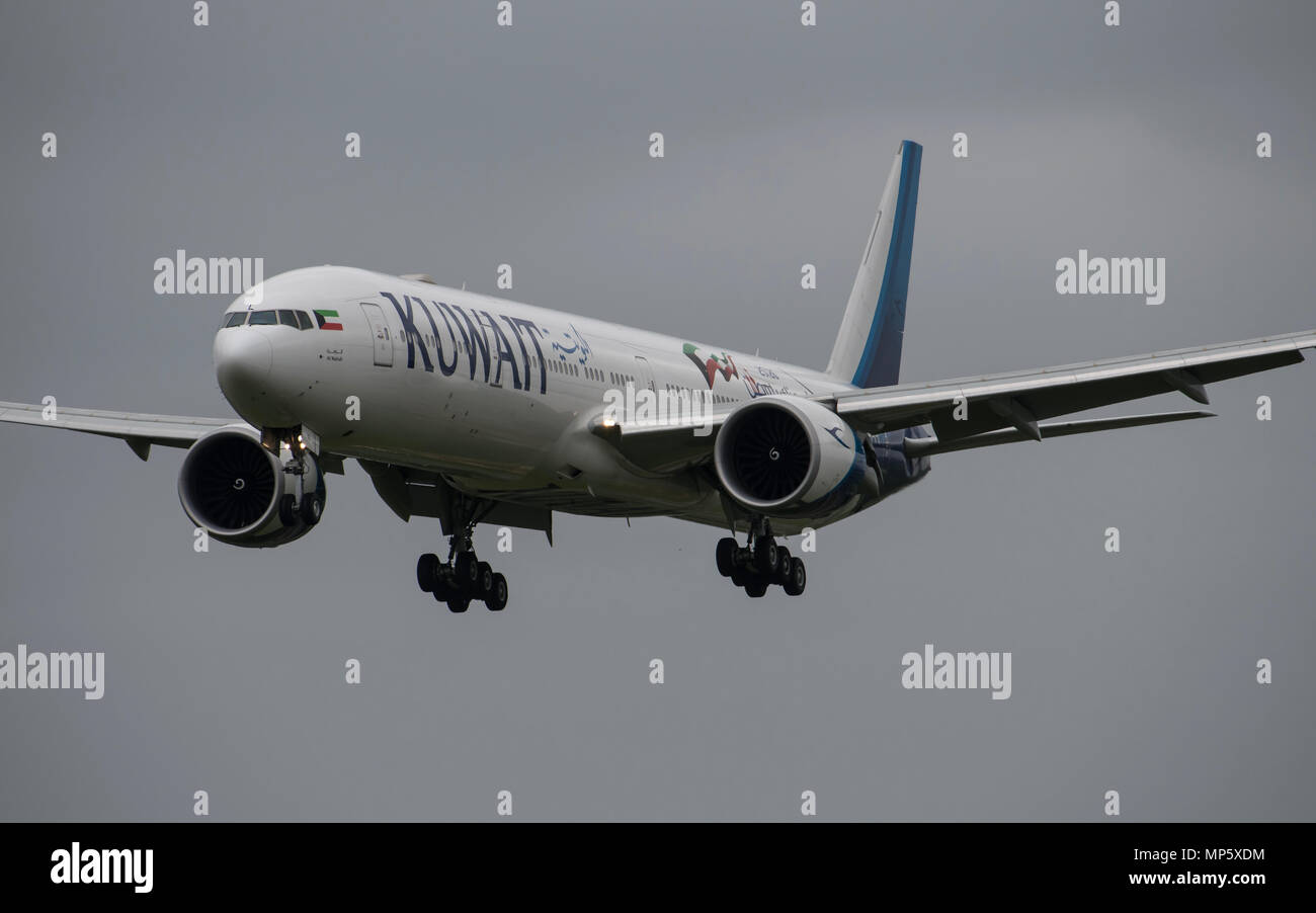 Kuwait international airport hi-res stock photography and images - Alamy