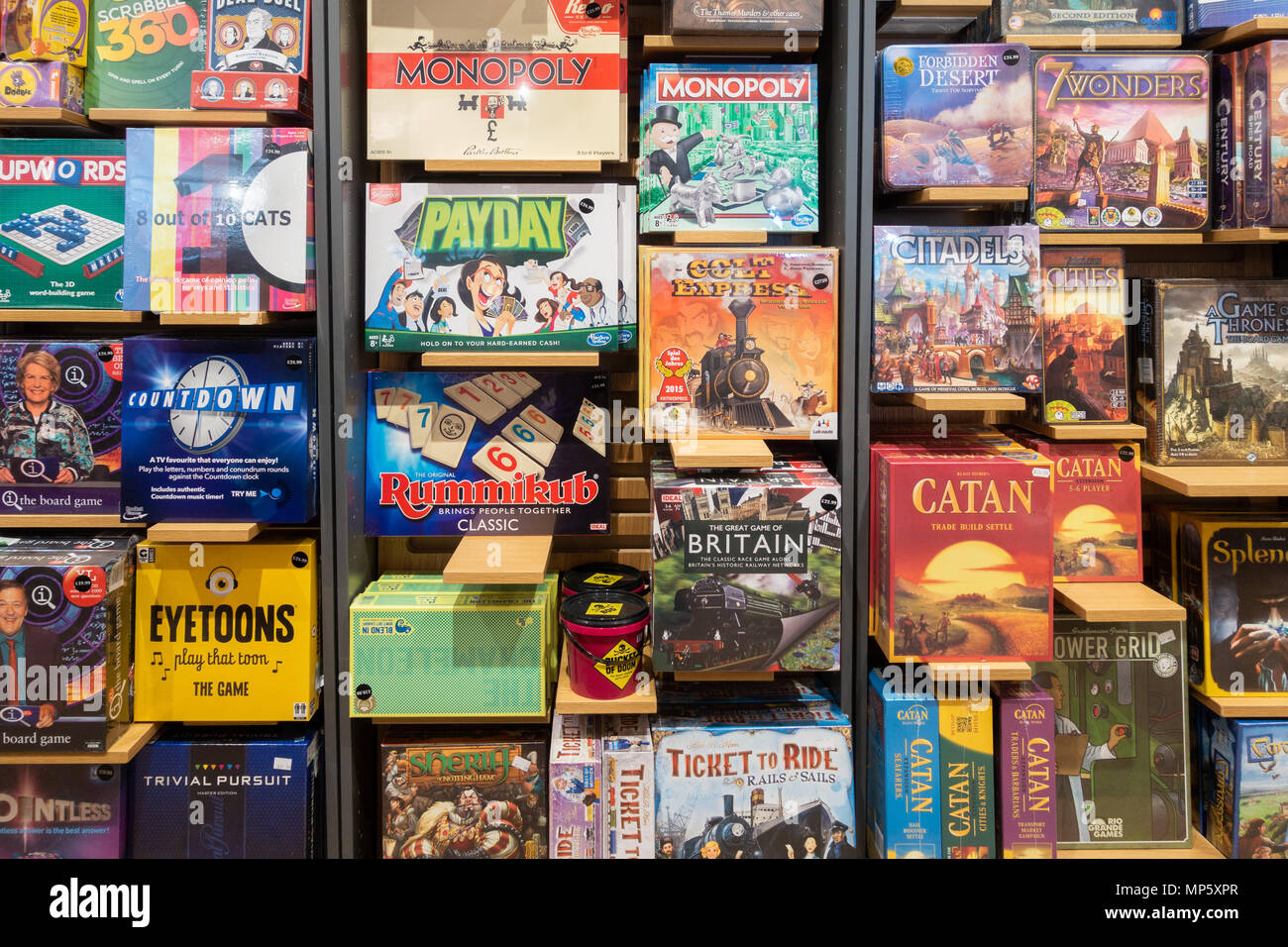 Monopoly game uk hi-res stock photography and images - Alamy