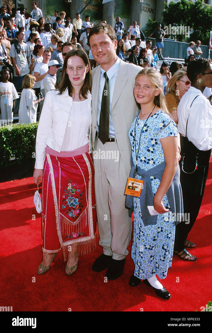 Goldwin Tony & fam.Goldwin Tony & fam. Event in Hollywood Life ...